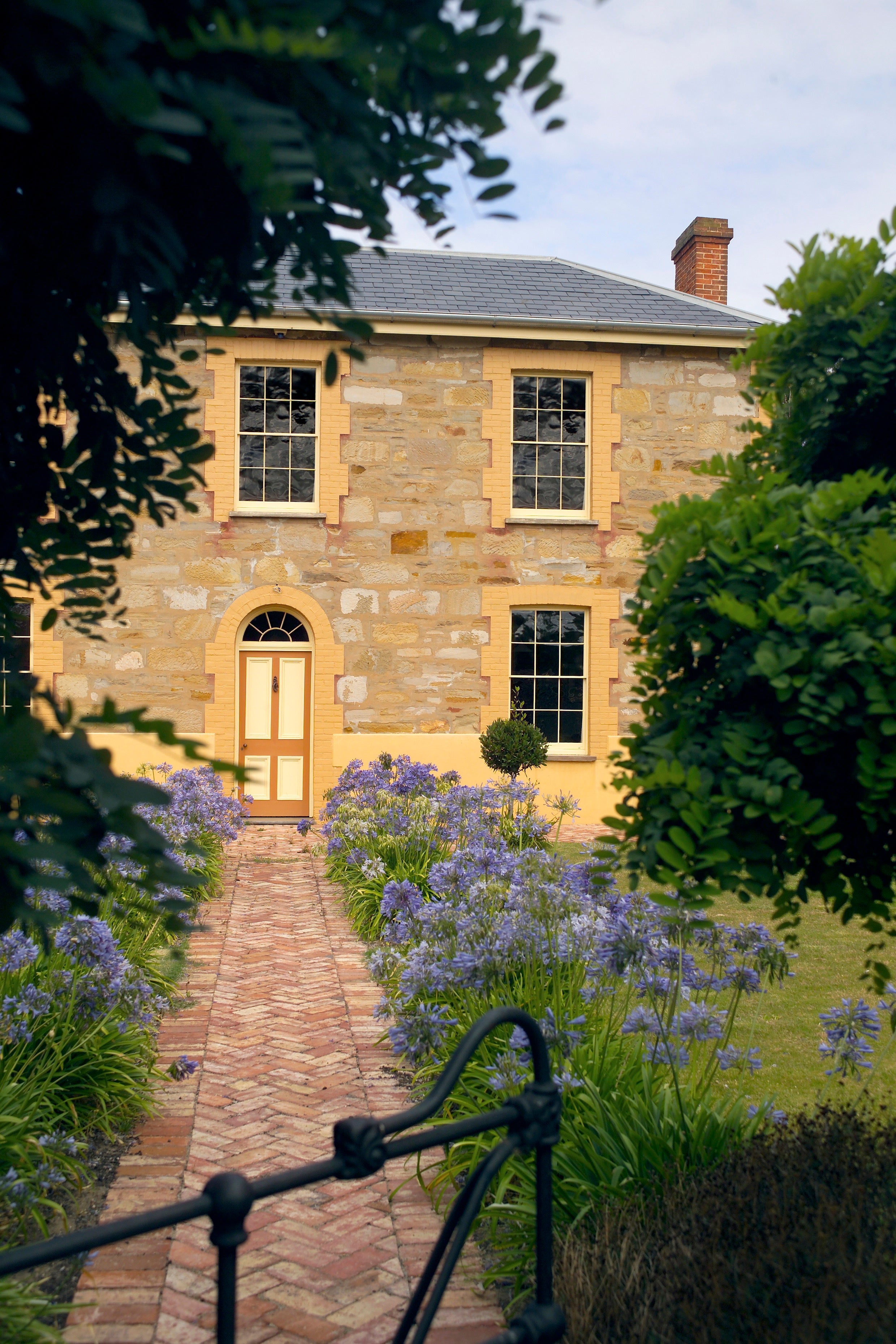 Distribution – Thomas Goss